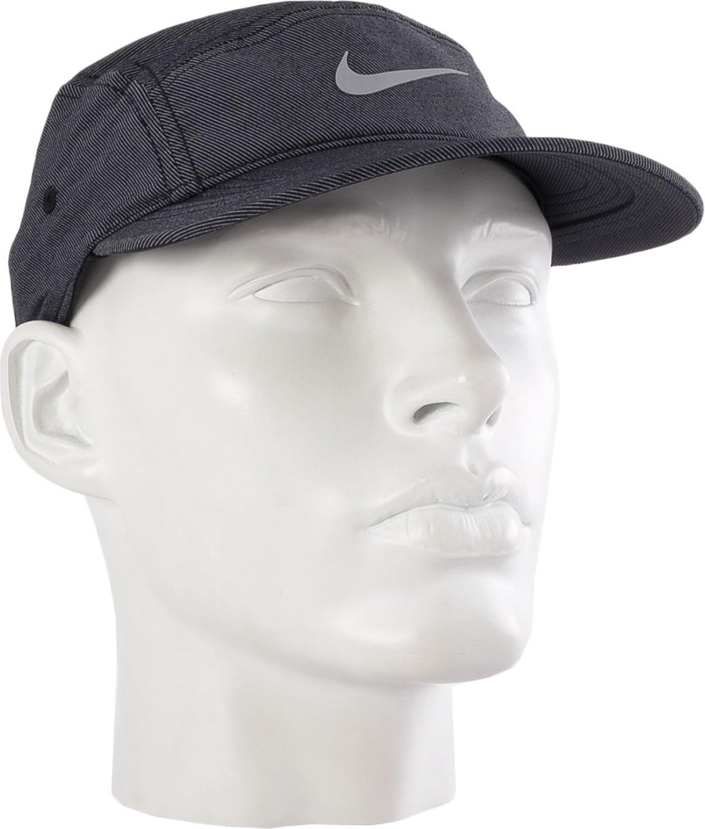 Nike AW84 - Cap - Unisex - Maat One size - Zwart | bol.com
