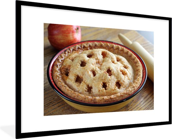 Fotolijst incl. Poster - Een appeltaart is geserveerd in een glazen ...