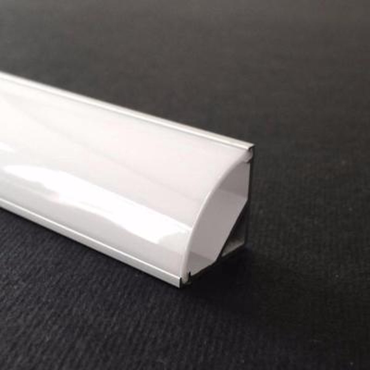 2m hoekig aluminium profiel voor LED-strip ondoorzichtige WITTE ...