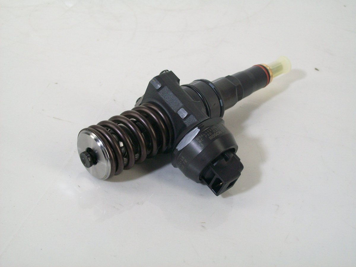 Volkswagen injector [0414720037 - 0414720015 - 0414720087] - 0986441556 ...