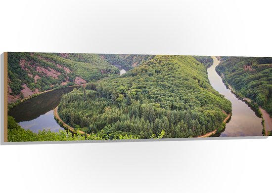 Hout - Landschap van Heuvels begroeid met Bomen en een Rivier - 150x50 ...