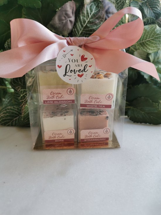 Set van 4 Cream Bath Cubes met cacao- en Sheaboter: Rose, white tea ...