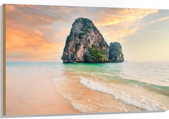 Hout - Grote Rots in Water van Phra nang Cave Beach - 120x80 cm - 9 mm ...