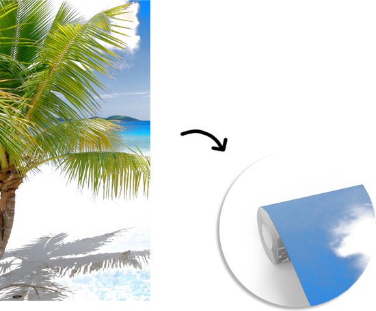 Behang - Fotobehang Tropische palmen op het strand - Breedte 120 cm x ...
