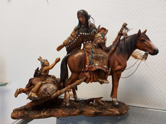 Indiaan/ indianen beeld met paard 42 x 30 cm | bol.com