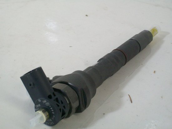 Injecteur BOSCH 0445110646 d'origine | bol.com