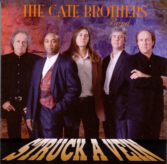 Struck a Vein, The Cate Brothers | CD (album) | Muziek | bol