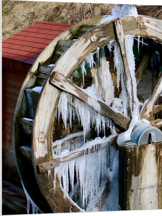 WallClassics - PVC Schuimplaat - Bevroren Waterwiel met IJspegels ...