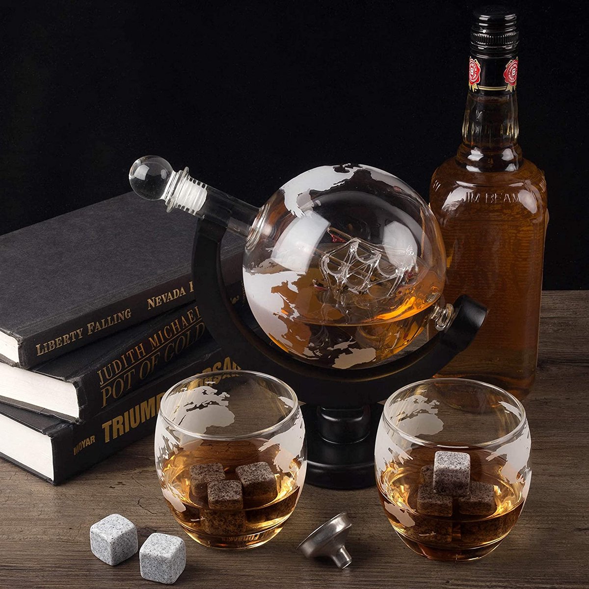 Whiskey karaf - Luxe whiskey set met karaf en glazen - whiskey cadeau ... Whiskey karaf - Luxe whiskey set met karaf en glazen - whiskey cadeau ...