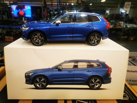Volvo XC60 2018 Blauw 1-18 Paudi Models | bol.com