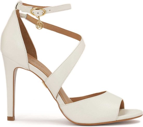 Leather sandals with a diagonal strap | bol