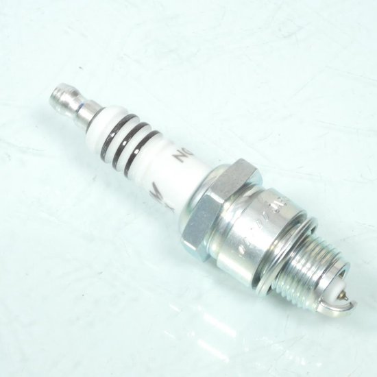Bougie d'allumage NGK pour Quad Adly 100 Jet 1997 BPR7HIX / 5944 / Par ...