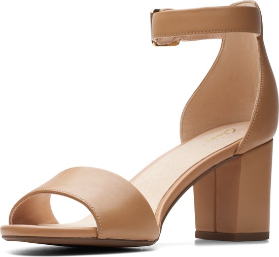 Clarks Pump Sandaal Deva Mae Camel Leather | bol