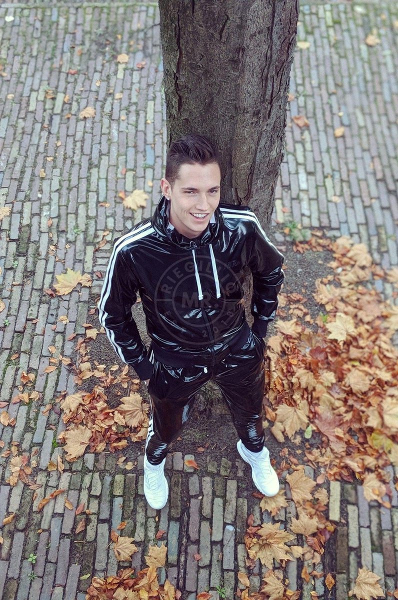PVC Tracksuit Broek met Witte Strepen | bol.com