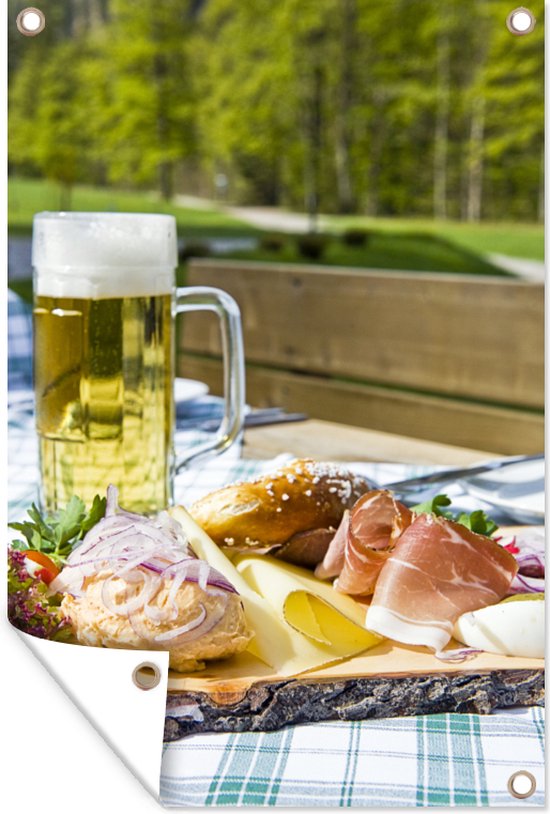 Décoration murale Présentoir de snacks allemands et d'une chope de ...