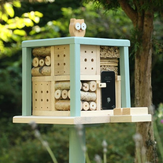 LUXUSINSEKTENHOTELS LUXUS-INSEKTENHOTELS Insectenhotel met standaard ...