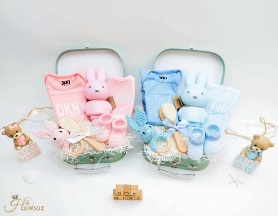 Kraamcadeau tweeling, jongen en meisje 14 stuks - Hawsaz.nl cadeau ...