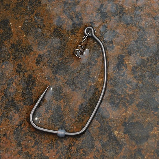 Bkk Titan 9006 Worm Hook Nickel 1/0 | bol
