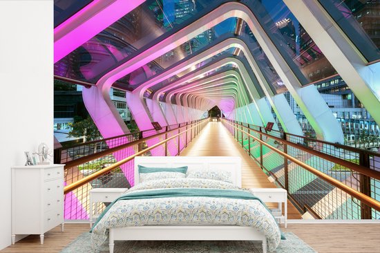 Behang - Fotobehang Moderne voetgangersbrug in het zakelijk district ...