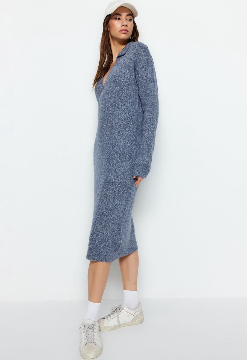 Trendyol Vrouwen Standaard mouw Polo nek Verschuiving Blauwe midi gebreide wollen jurk... | bol