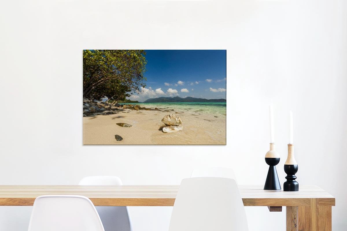 Canvas Schilderij Een strand in het nationale park van Ko Chang - 60x40 cm - Wanddecoratie | bol.com