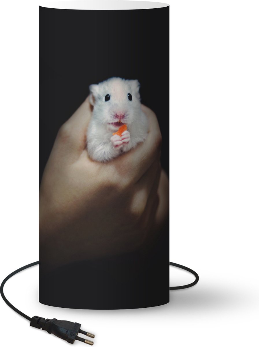 Lamp - Nachtlampje - Tafellamp slaapkamer - Hamster met een stuk wortel ...