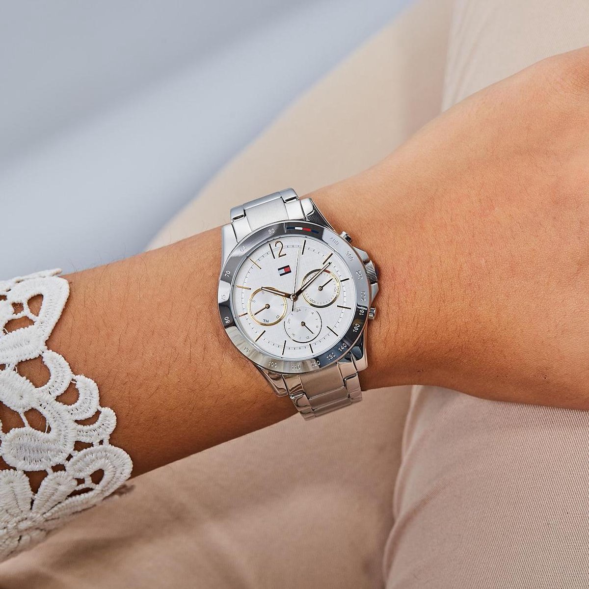 Tommy Hilfiger TH1782194 Horloge - Staal - Zilverkleurig - Ø 38 mm | bol