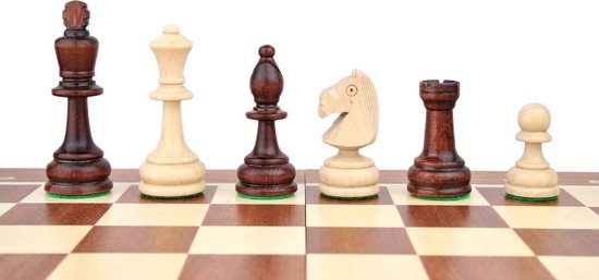 Chess the Game - Klassieke schaakstukken met schaakbord ...