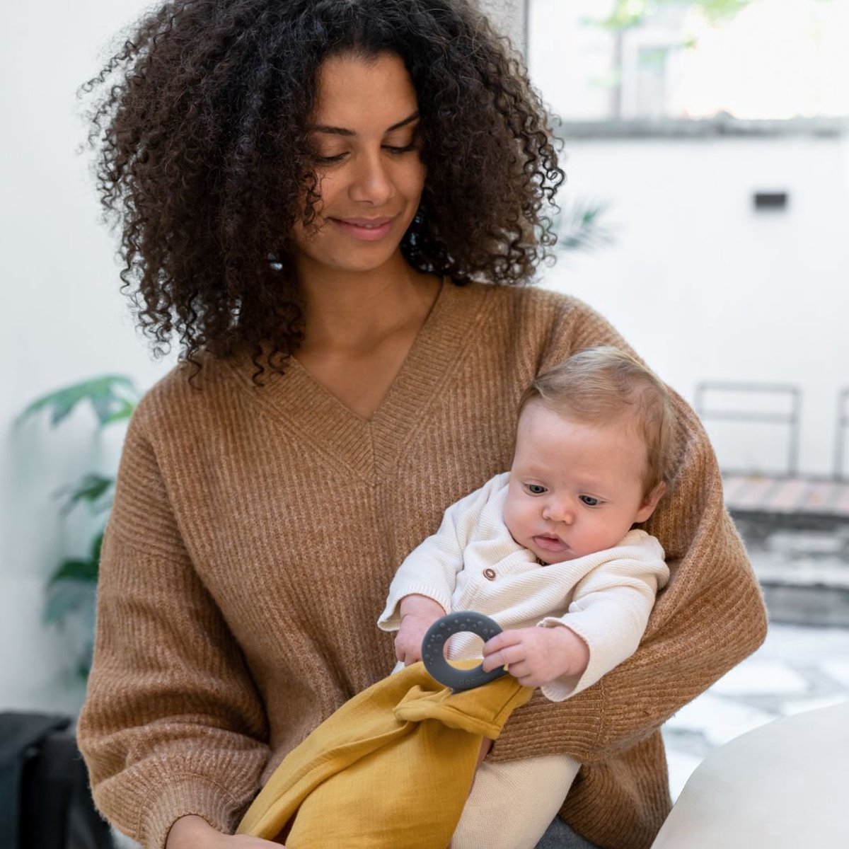 Doomoo Basics - Mom'n Play Tetra Ocre - Veelzijdige borstvoedingsdoek ...