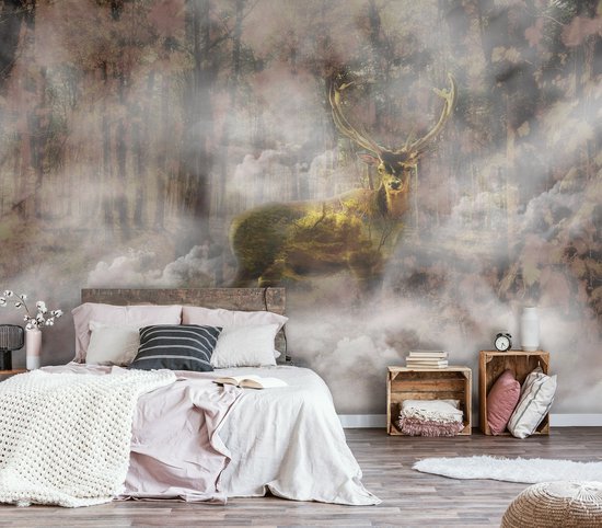 Fotobehang - Vlies Behang - Hert in het Mistige Bos - 104 x 70,5 cm | bol