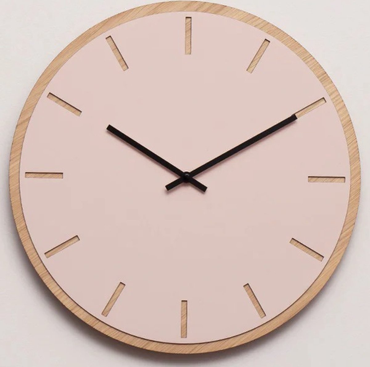 Hemverk wandklok Pink eiken - Zwarte wijzers - 28cm | bol.com