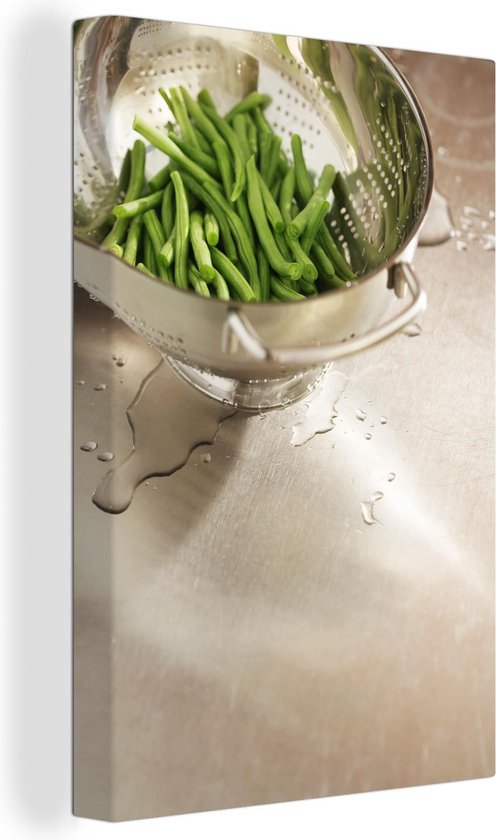 Canvas Schilderij Groen toon bonen in een vergiet - 60x90 cm ...