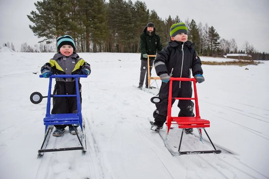 Esla - Kicksled T1 mini - Finse Slee - Kind 1-4 jaar - Rood | bol