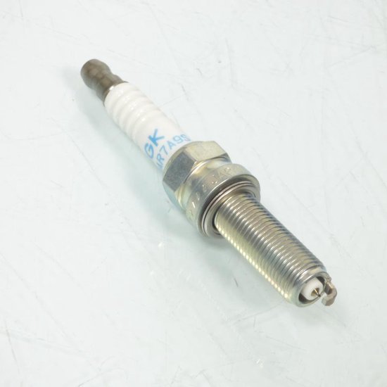 Bougie d'allumage NGK pour Auto SILMAR7A9S / 93675 / 31909-HL4-003 Neuf ...
