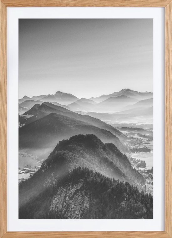 JUNIQE - Poster in premium houten lijst Ballonvaart over de Alpen | bol.com