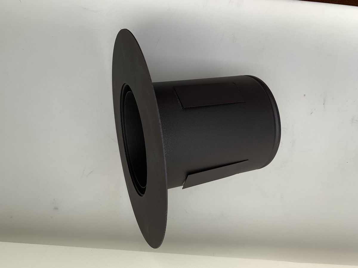 Kachelpijp - nisbus met rozet - diameter 150mm - zwart - RVS | bol