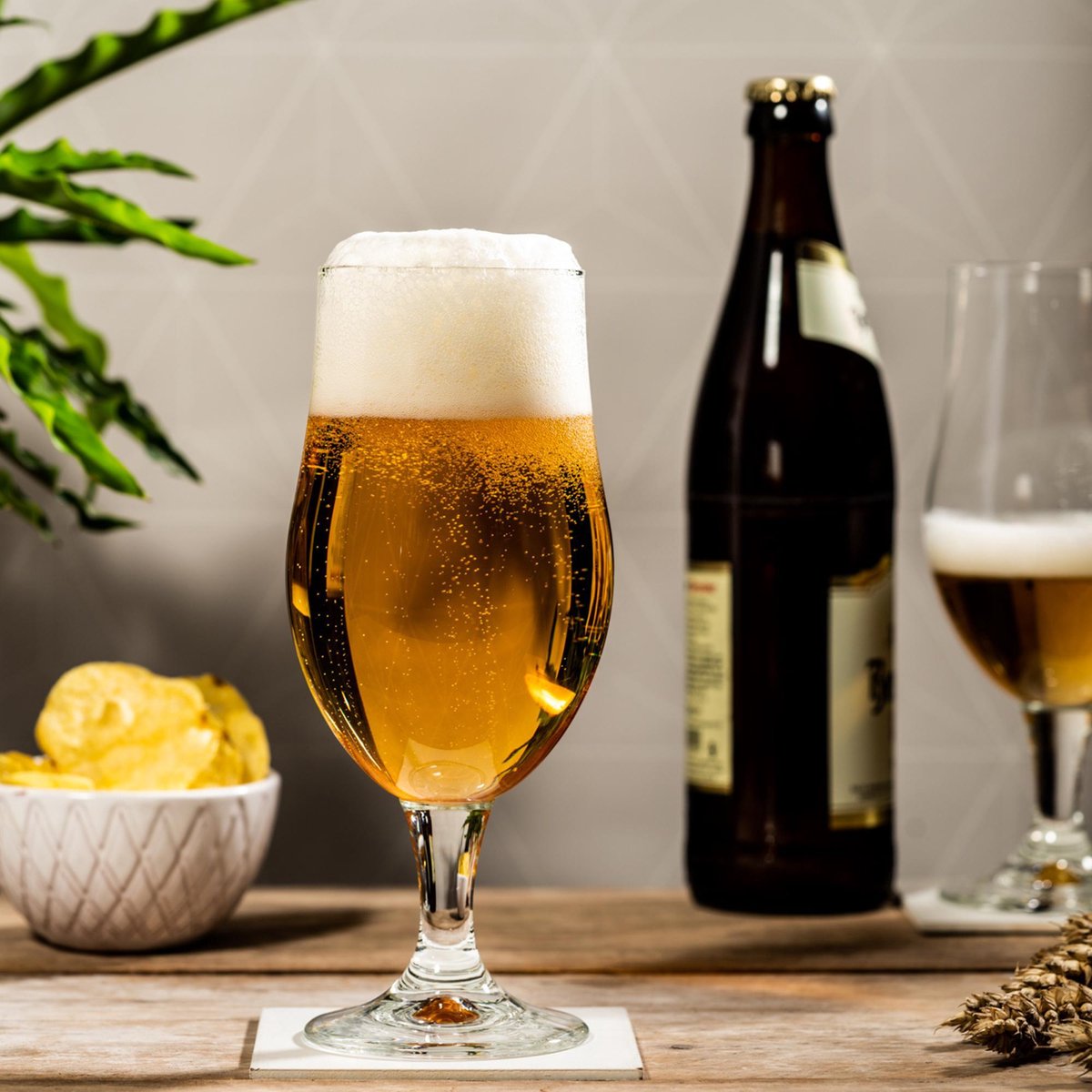 Libbey Bierglas Munique – 490 ml / 49 cl - Set van 6 - Op voet - Functioneel design -... | bol.com