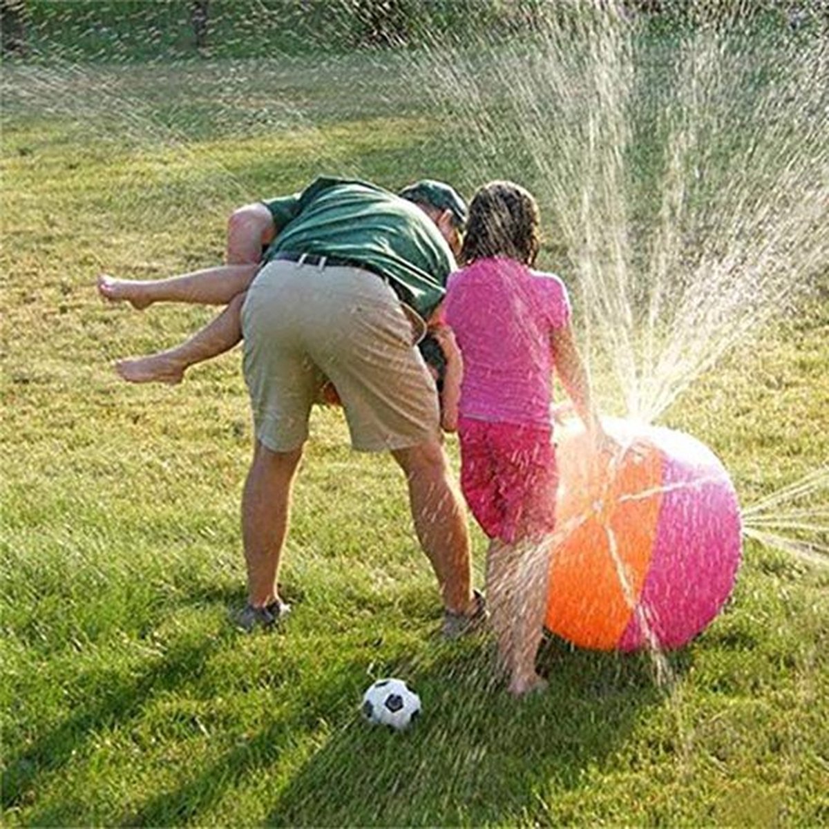 Bal - 70cm - waterbal - opblaasbaar - speelgoedbal - strandbal ...