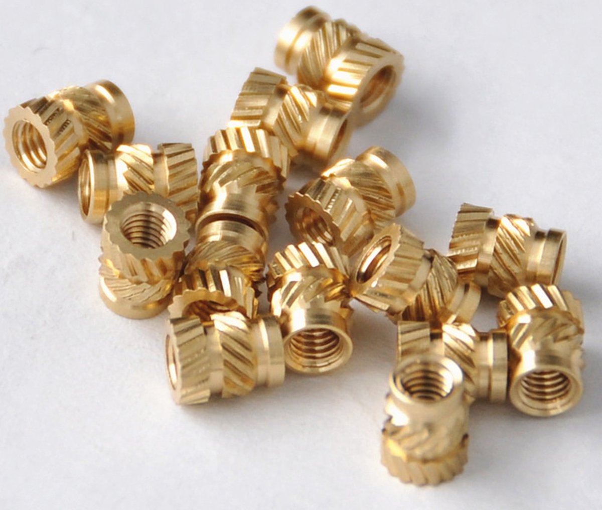 10 Stuks Messing inserts M3 voor 3D Prints - 3D model schroefdraad ...