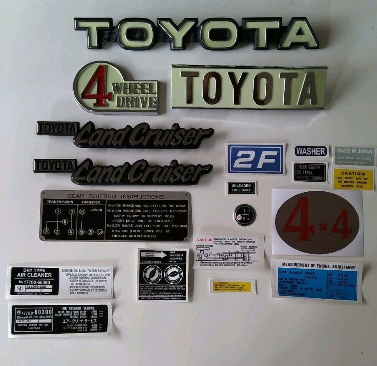 Toyota Land Cruiser FJ40 BJ40 Emblemen Logo | bol.com
