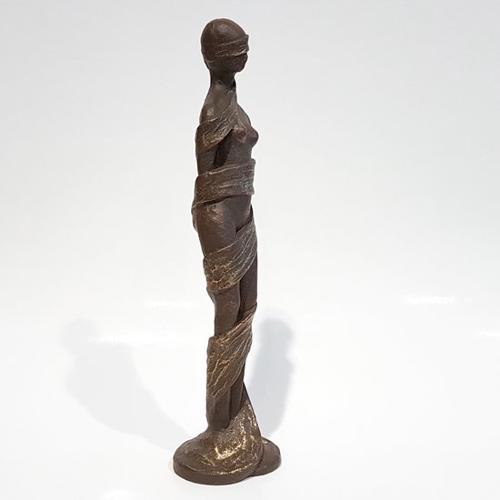 Geert Kunen / Skulptuur / Beeld / Vrouw met doek - bruin / goud - 10 x ...