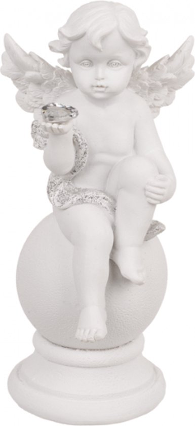 Beeld Cherubijn Engel zittend op bol met steentje hart in de hand | bol