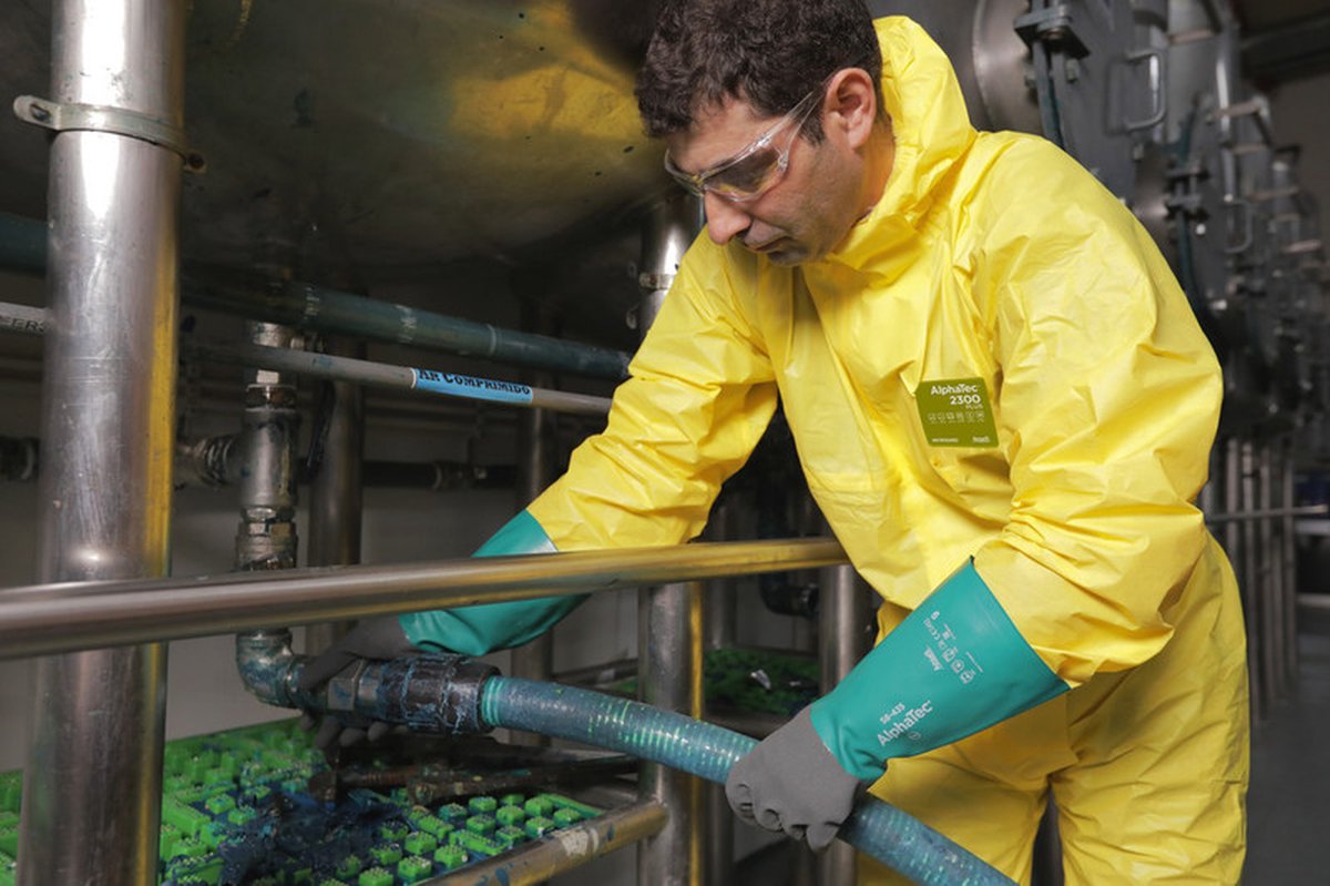 AlphaTec® 2300 Model 132 - Chemische beschermingspakken, Waterdichte ...