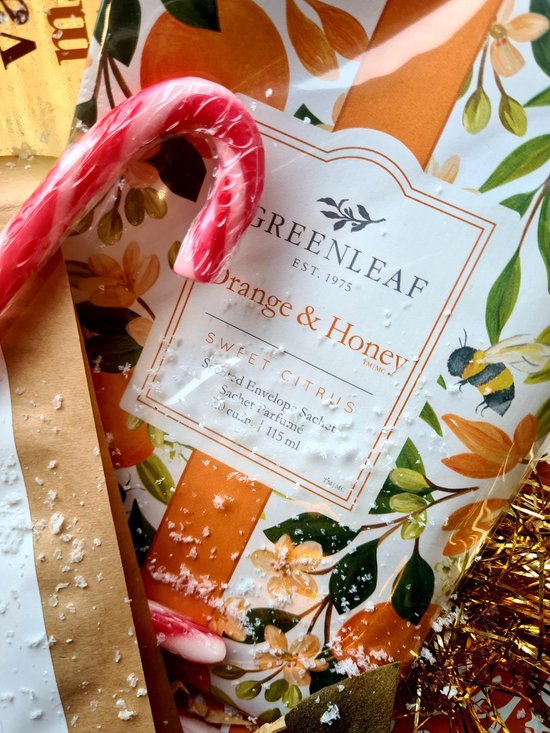 Kerstcadeau voor vrouwen met verzorgende producten - detox badzout ...