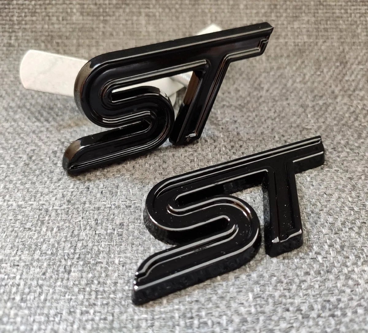 ST 3D embleem voor Ford Fiesta Focus MK2 MK3 MK4 Kuga Puma Mondeo | bol.com