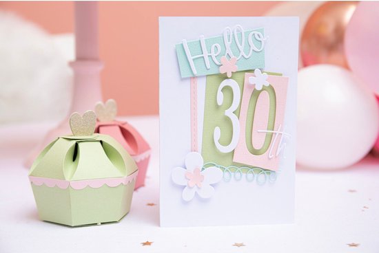 Sizzix Thinlits Die Set Fabulous Frames & Borders by Debi Potter | bol