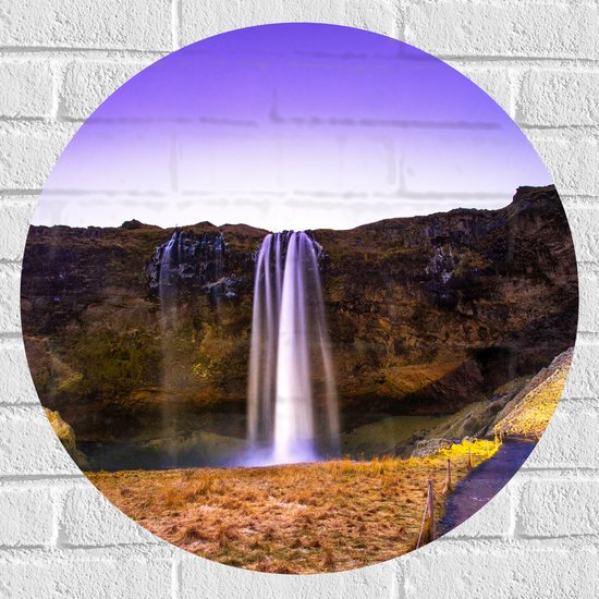 Muursticker Cirkel - Pad langs Rotsen met Watervallen - 60x60 cm Foto ...