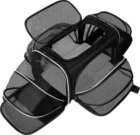 Honden, grote huizen voor katten en kleine honden in de auto ...