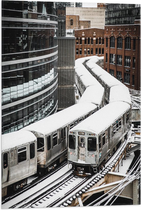 Vlag - Treinen over Treinrails door de Stad - 50x75 cm Foto op ...