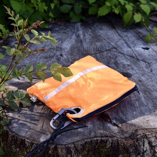Survival kit van gerecyclede parachute | bol.com